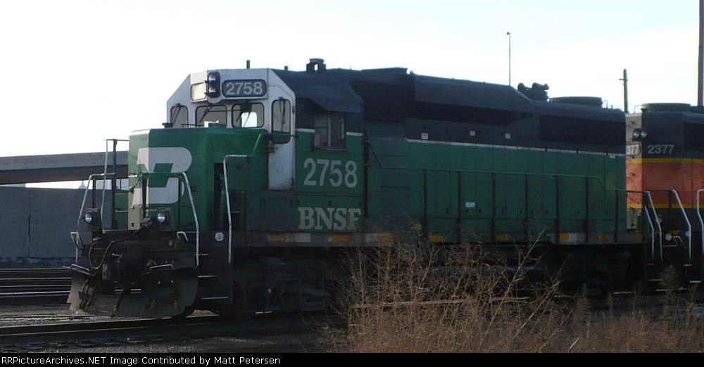 BNSF 2758